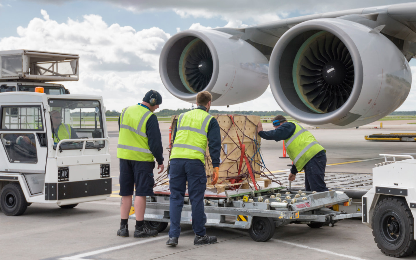 Ultimate guide to middle-mile logistics | Motive