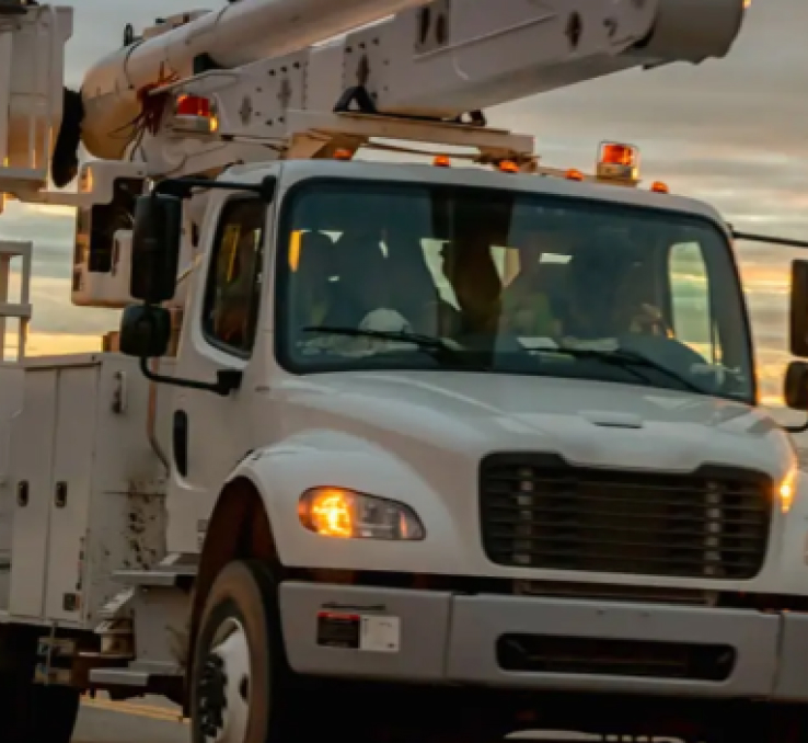 Commercial driver and fleet safety solution | Motive